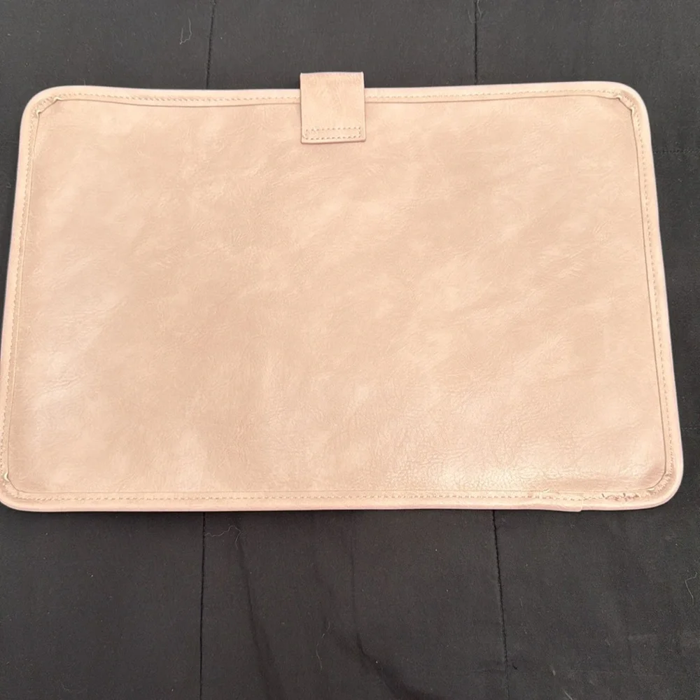 BEIS | Accessories | Beis Atlas Pink Laptop Cover | Poshmark